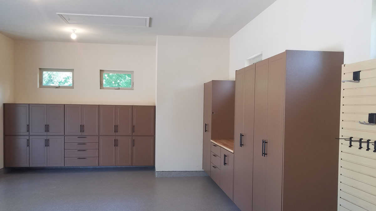 Garage Cabinets Milwaukee WI | Garage Storage & Organization Systems ...